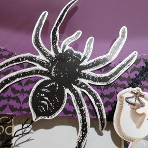 Wall Decor | Spider Spooky Halloween Frame | Poshmark